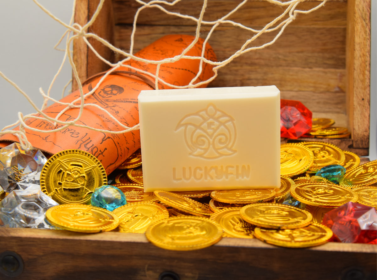 Hoist The Sails – LuckyFin